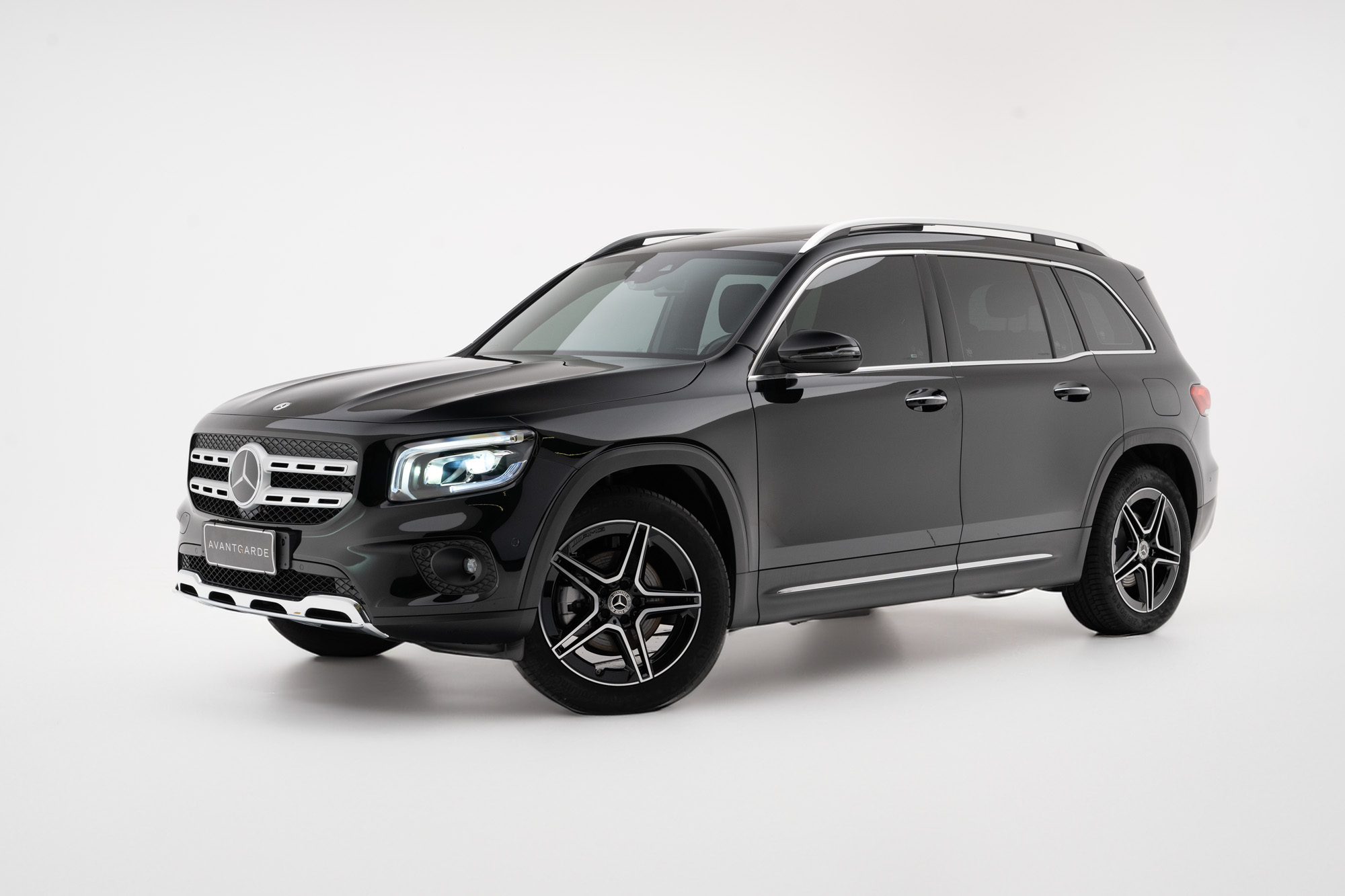 MERCEDES-BENZ GLB 220 PROGRESSIVE | Avantgarde