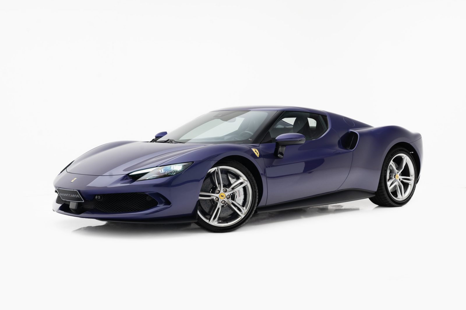 A HERDEIRA DE DINO: ESSA FERRARI 296 GTB VESTE UMA HISTÓRIA! | Avantgarde